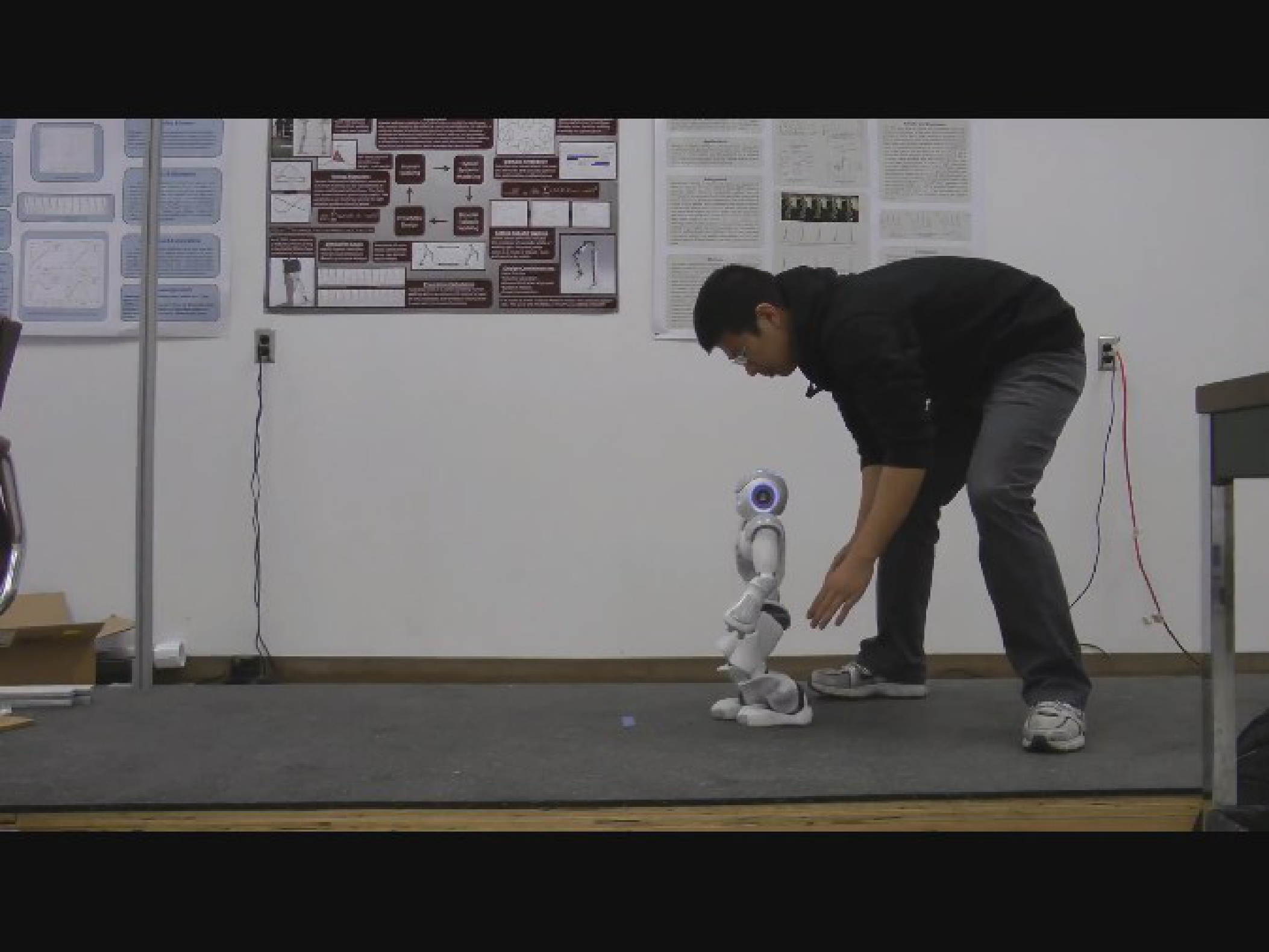 Speed regulation in 3D robotic walking through motion transitions ...